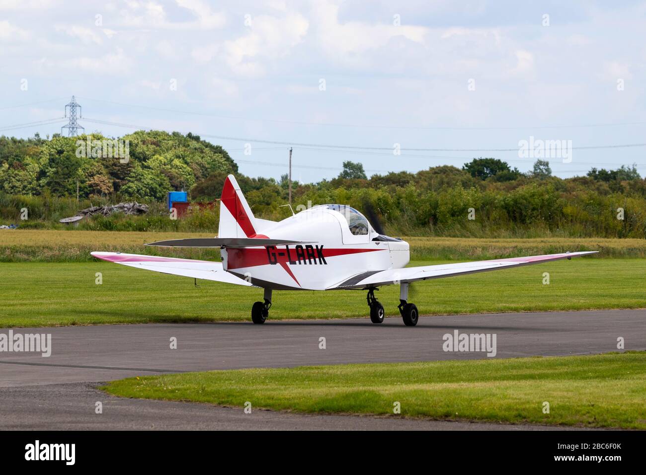 Lark 95 G-LARK Stock Photo - Alamy