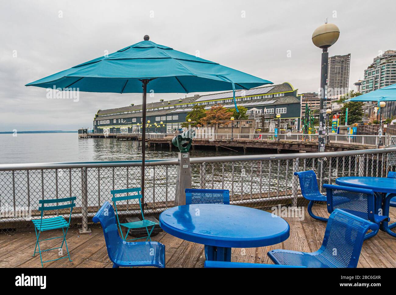 Seattle Aquarium Beyond Blue Tables Stock Photo - Alamy