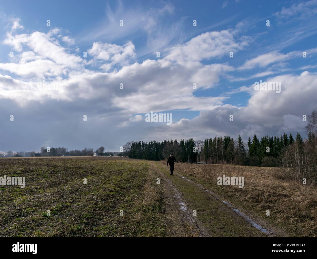 Simple road hi-res stock photography and images - Alamy