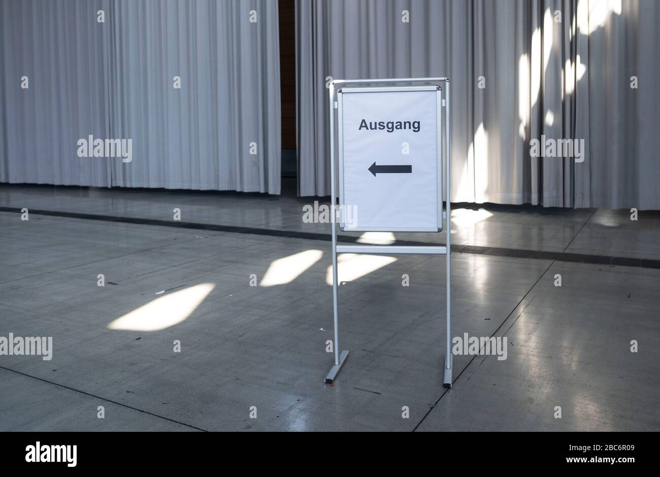 Sick arena hi-res stock photography and images - Alamy