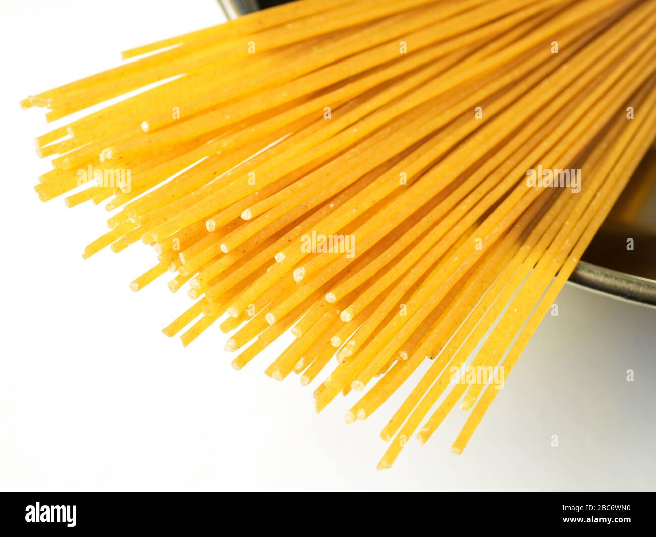 100 Grams Spaghetti High Resolution Stock Photography and Images - Alamy