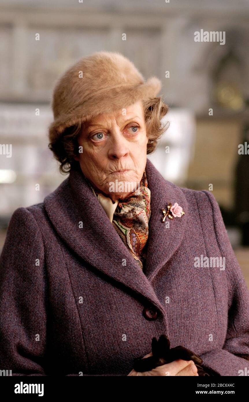 Keeping mum 2005 hi-res stock photography and images - Alamy