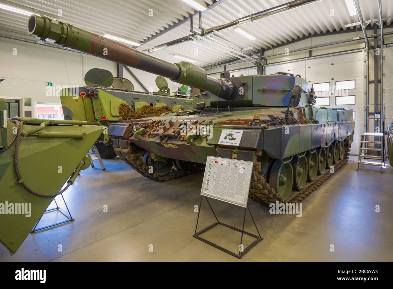 Army tank inside hi-res stock photography and images - Alamy
