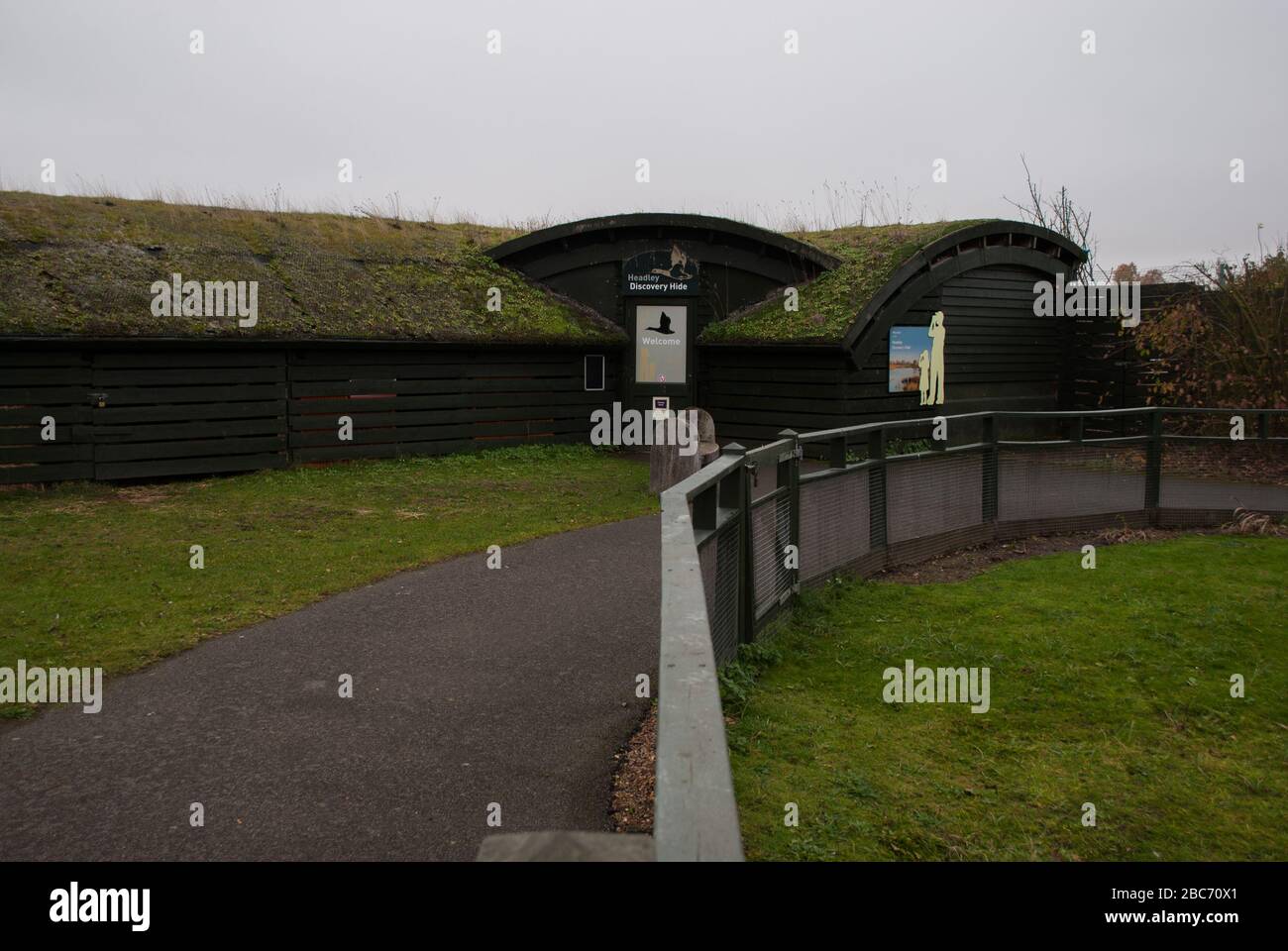 Headley Discovery Hide Timber Observation Hut Wetland Centre, Queen ...