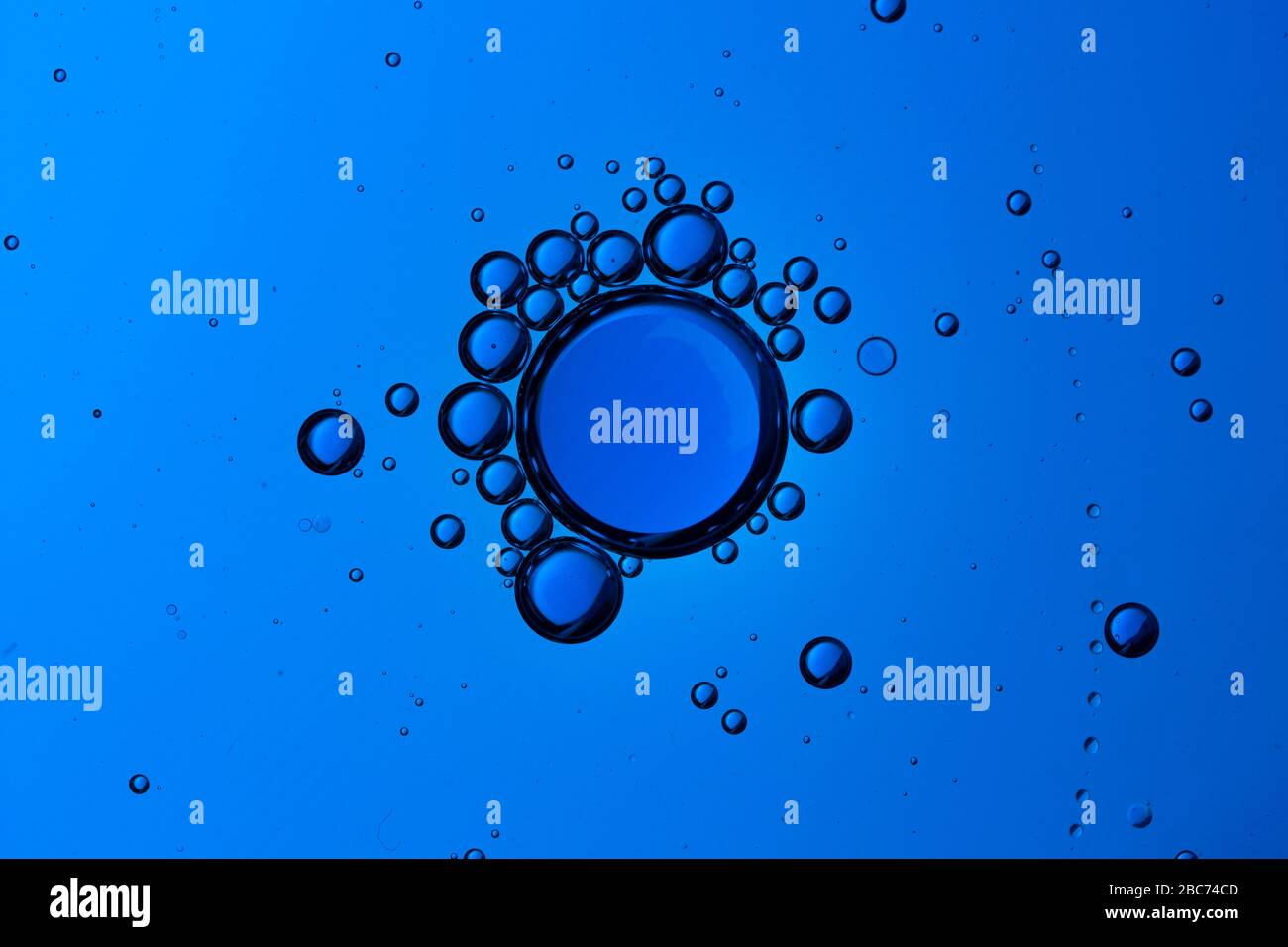 Bubble creation hi-res stock photography and images - Alamy
