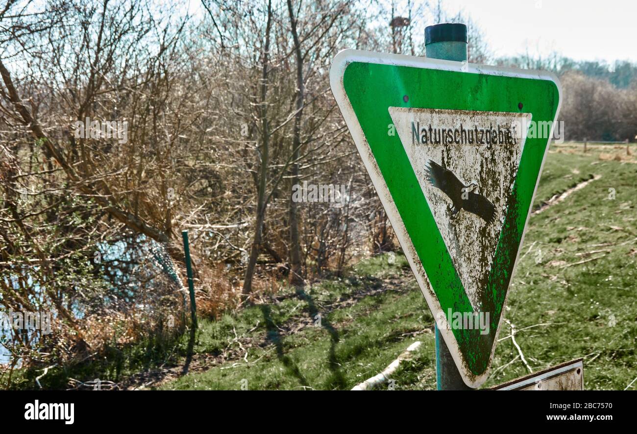 Eagle warning sign hi-res stock photography and images - Alamy