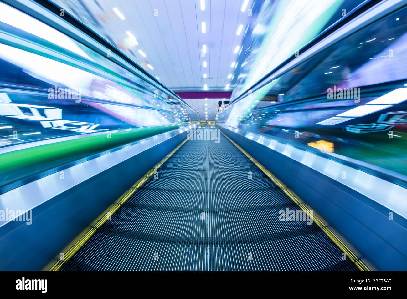 View of empty escalator in shopping center Stock Photo - Alamy