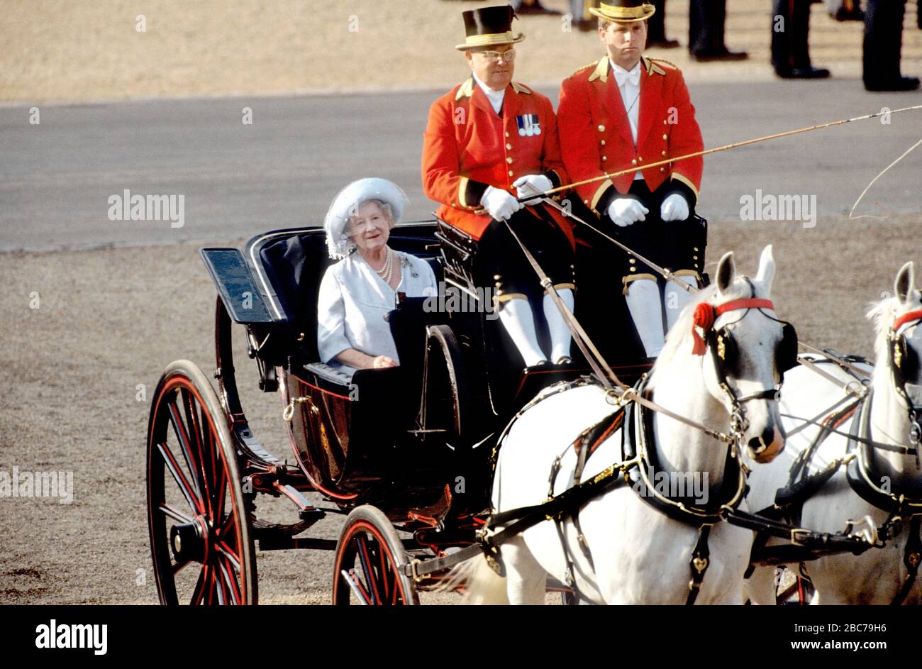 HM Queen Elizabeth, The Queen Mother arrives by Royal carriage for her ...