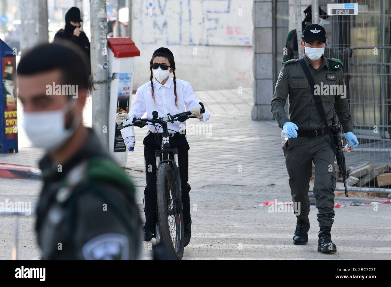 Ultra orthodox city of bnei brak hi-res stock photography and images ...
