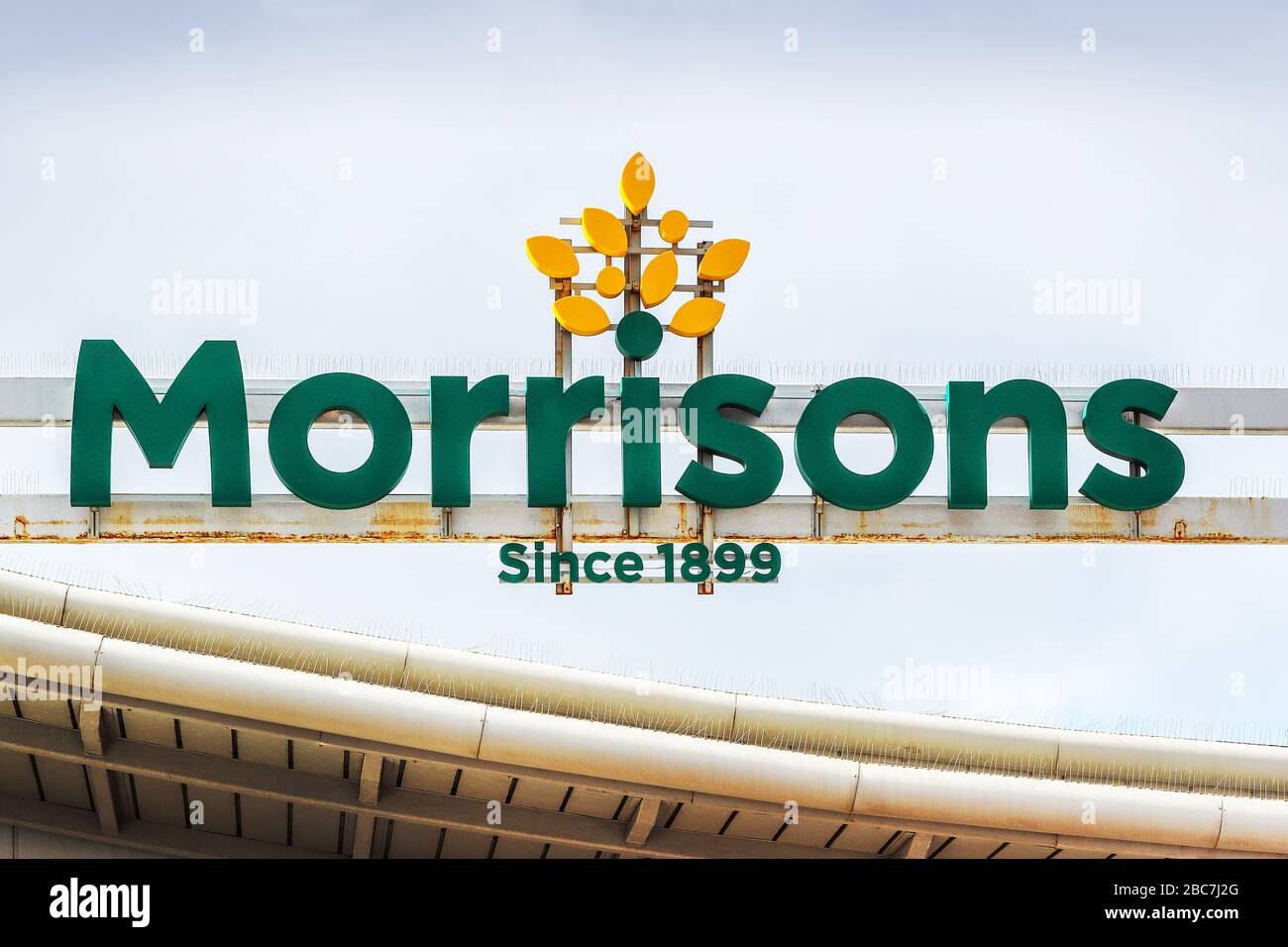 Morrisons supermarket scotland uk hi-res stock photography and images ...