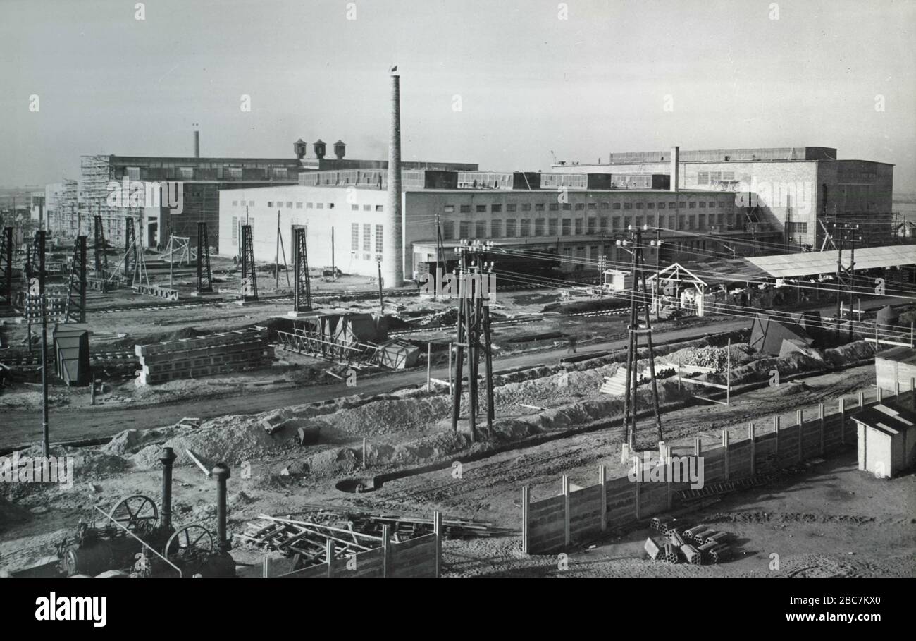 View of the construction site of the Sovietic steel plant Stalin ...