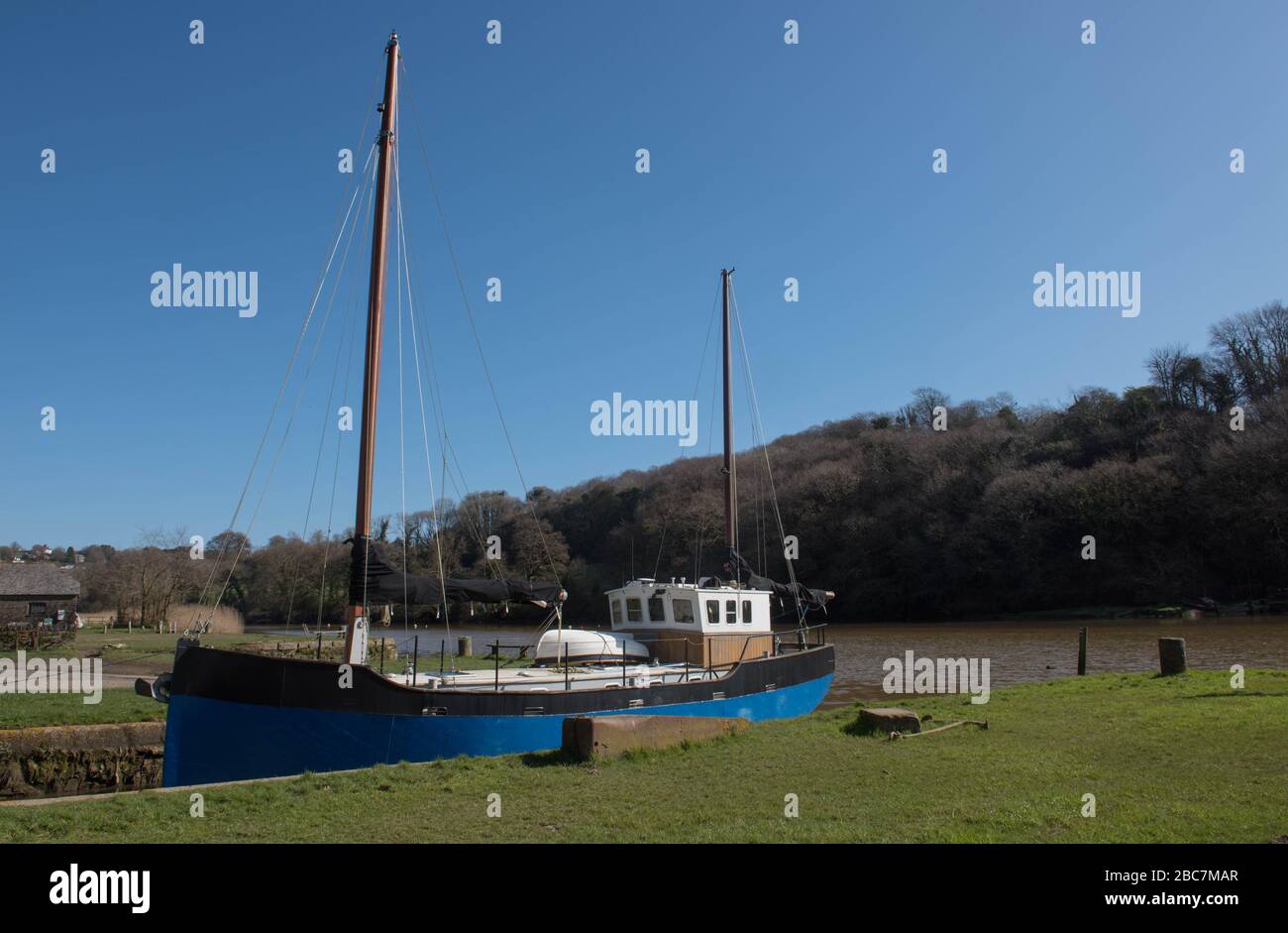 Two masted sailing boat hi-res stock photography and images - Alamy
