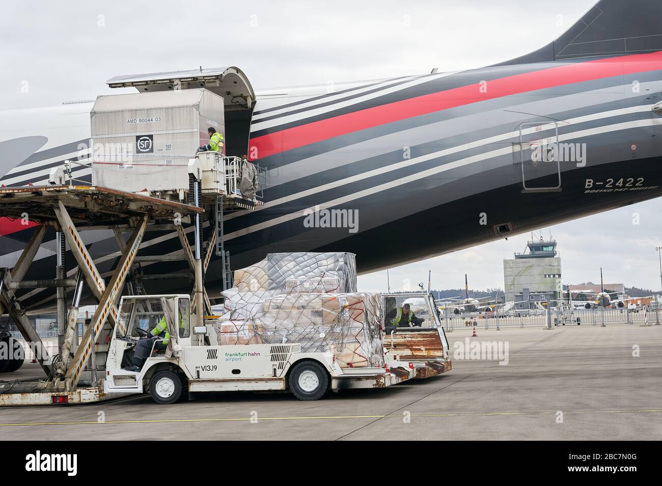 Boeing 747 freighter hi-res stock photography and images - Alamy