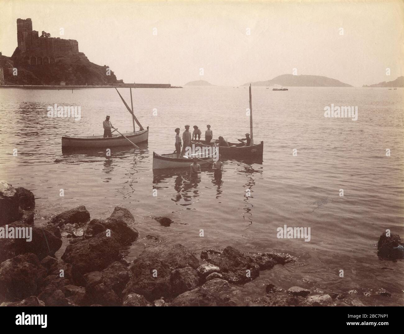 1890s boats hi-res stock photography and images - Alamy