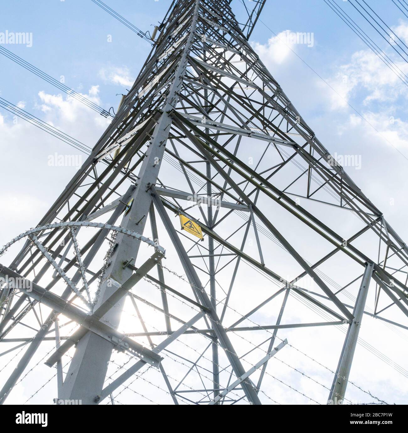 Quad cables hi-res stock photography and images - Alamy