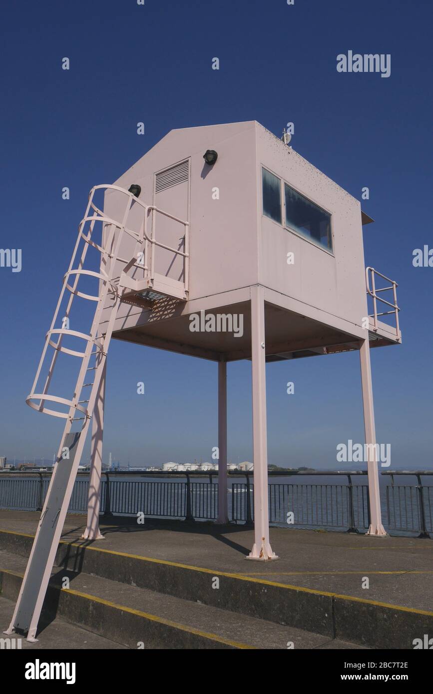 Landmark wales hi-res stock photography and images - Alamy