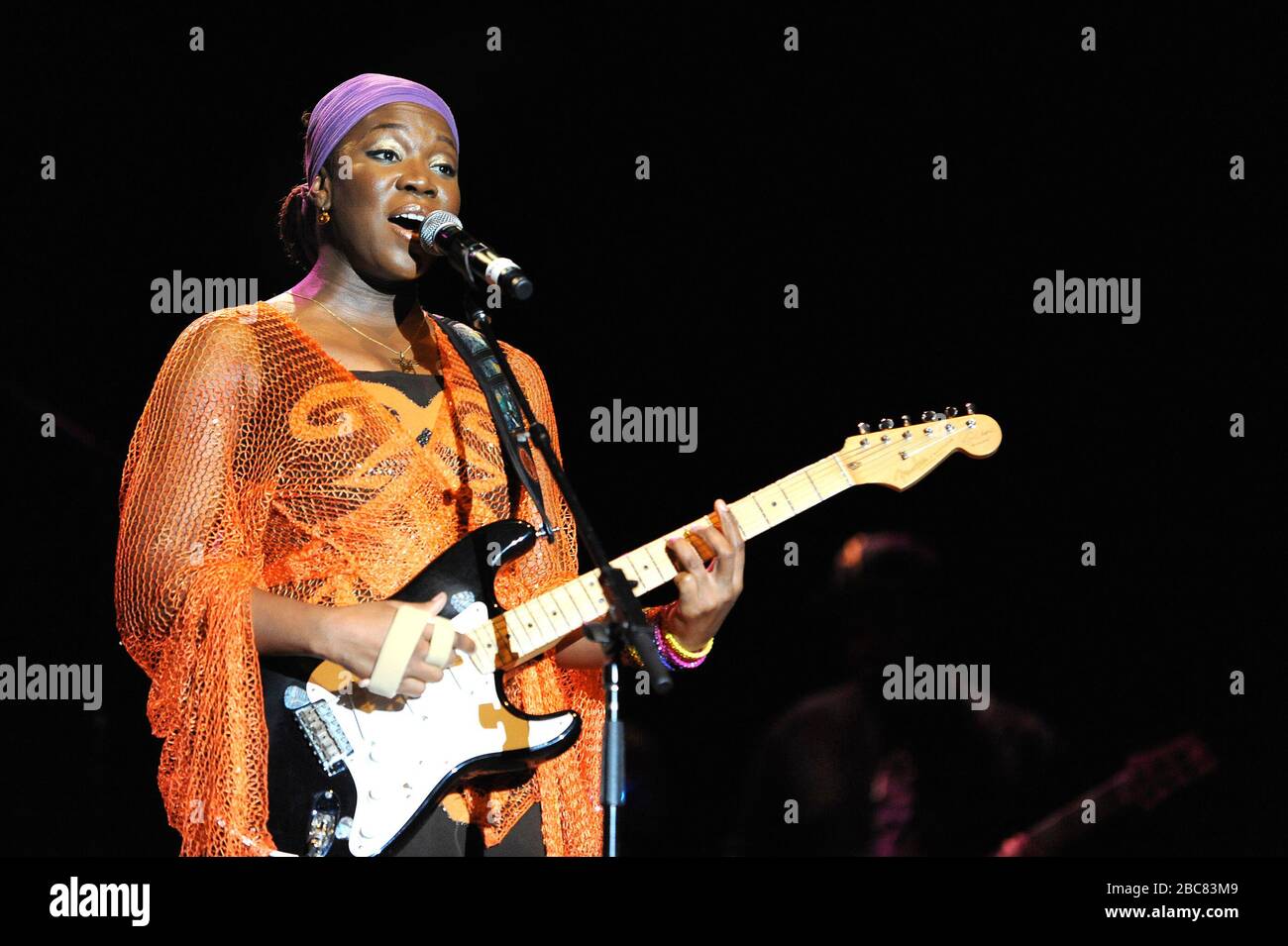 India Arie performing at the Keswick Theatre in Glenside, Pennsylvania ...