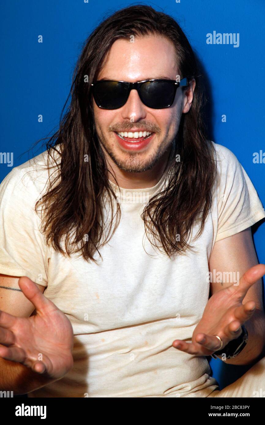 Weiner mediapunch hi-res stock photography and images - Alamy