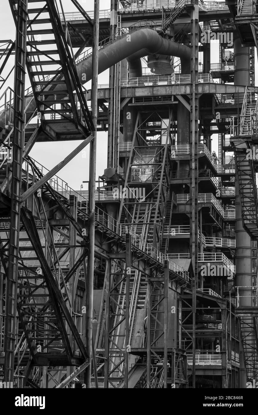 Exterior of chemical plant Black and White Stock Photos & Images - Alamy