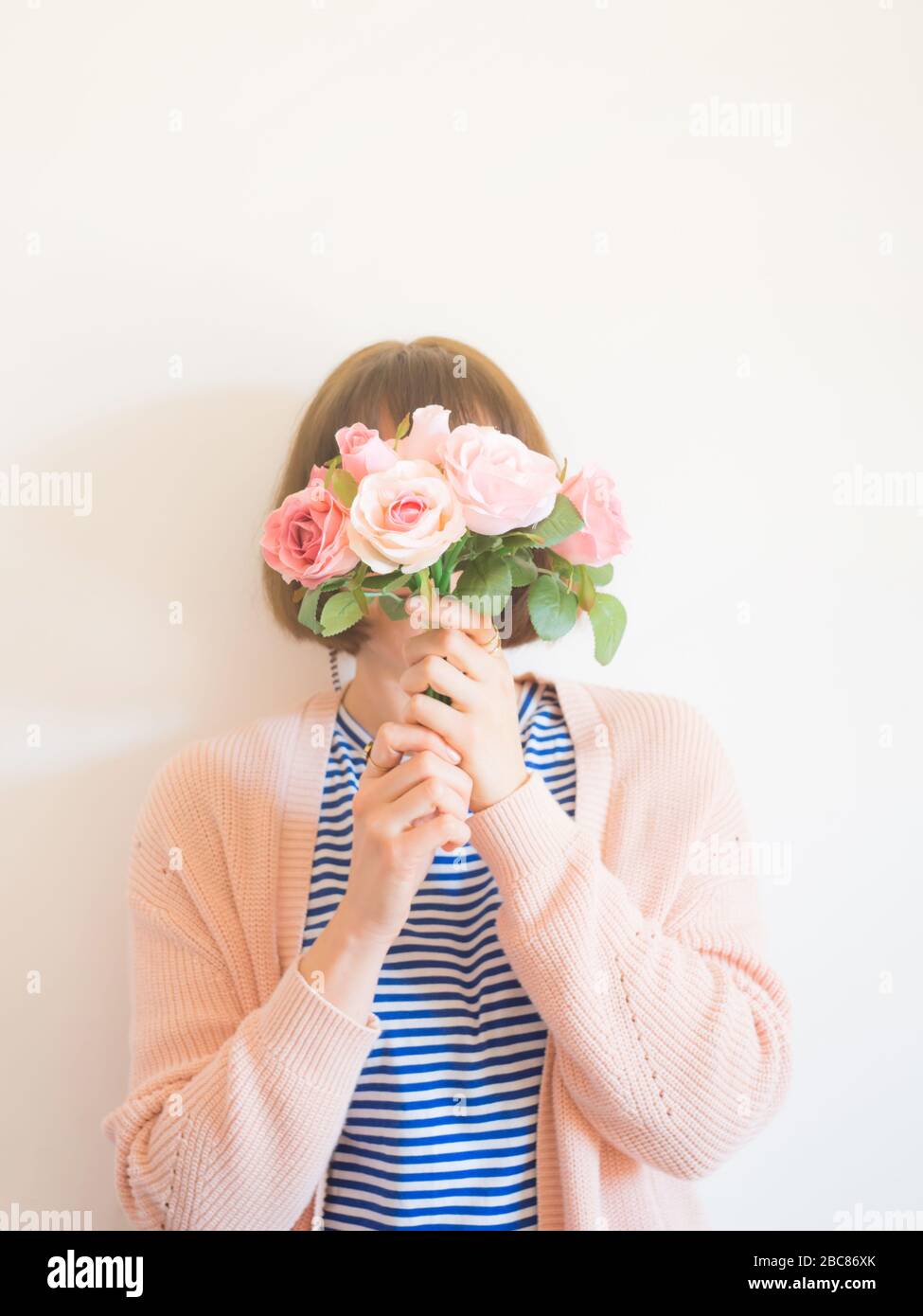 Faceless portrait hi-res stock photography and images - Alamy