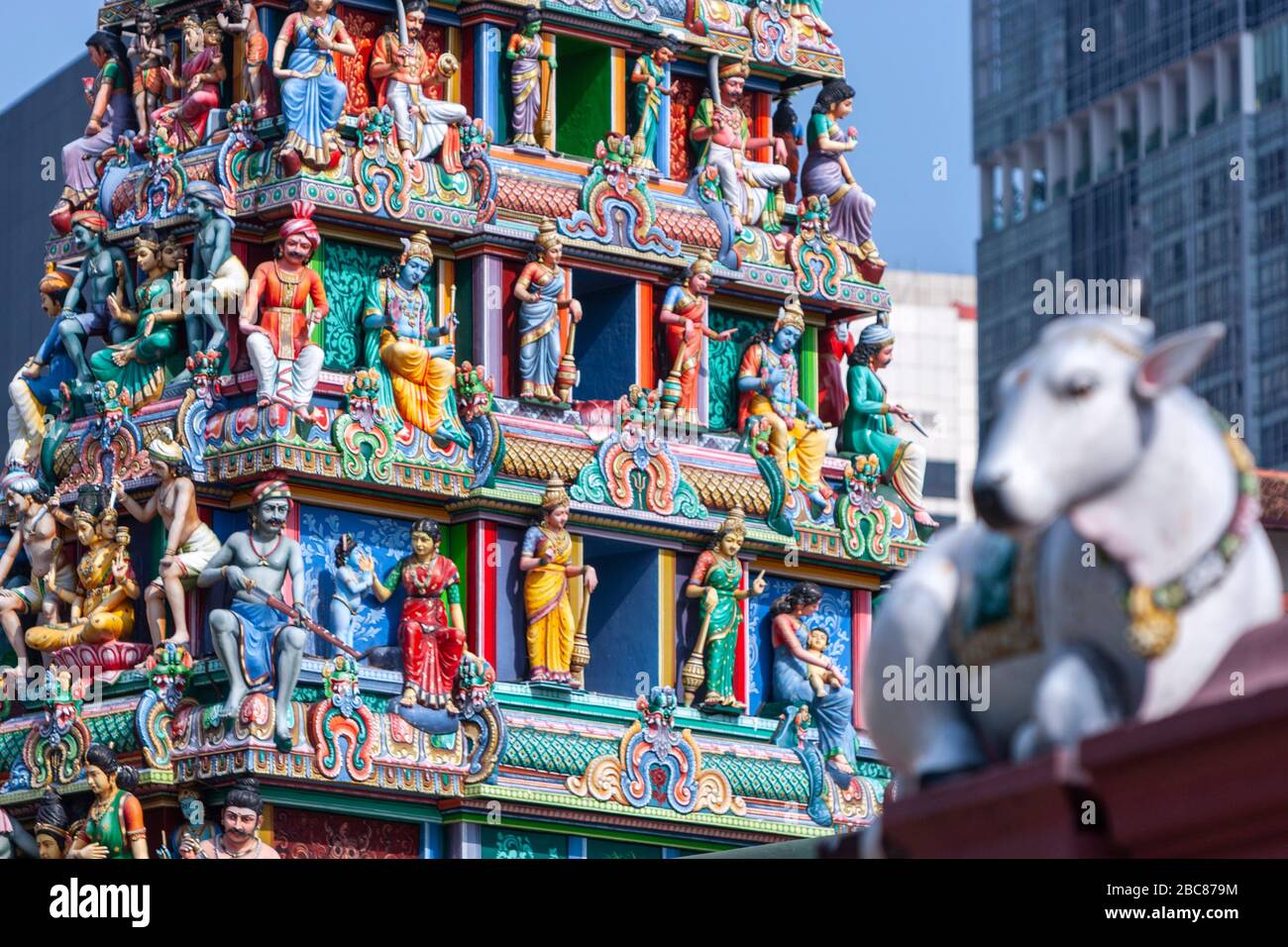 The gopuram (entrance tower) of Sri Mariamman Temple, Hindu temple ...
