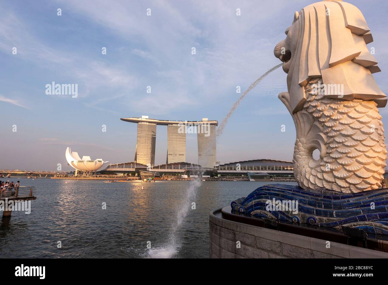 Back of merlion hi-res stock photography and images - Alamy