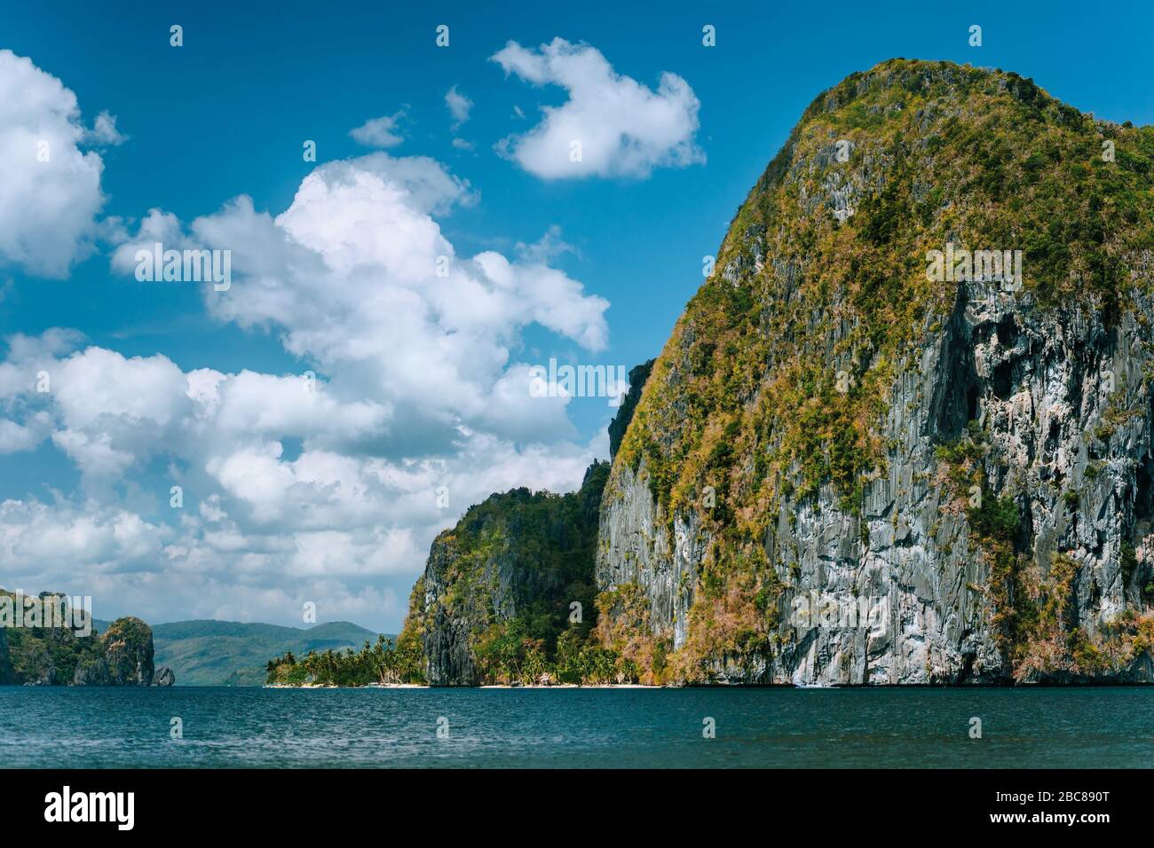El Nido, Palawan, Philippines. Impressive lime stone karst cliff island ...