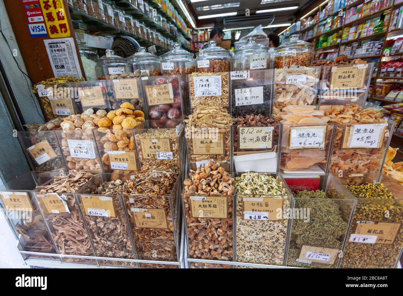 Chang Bai Seng Ginshan Medical Hall in Chinatown, Singapore Stock Photo ...