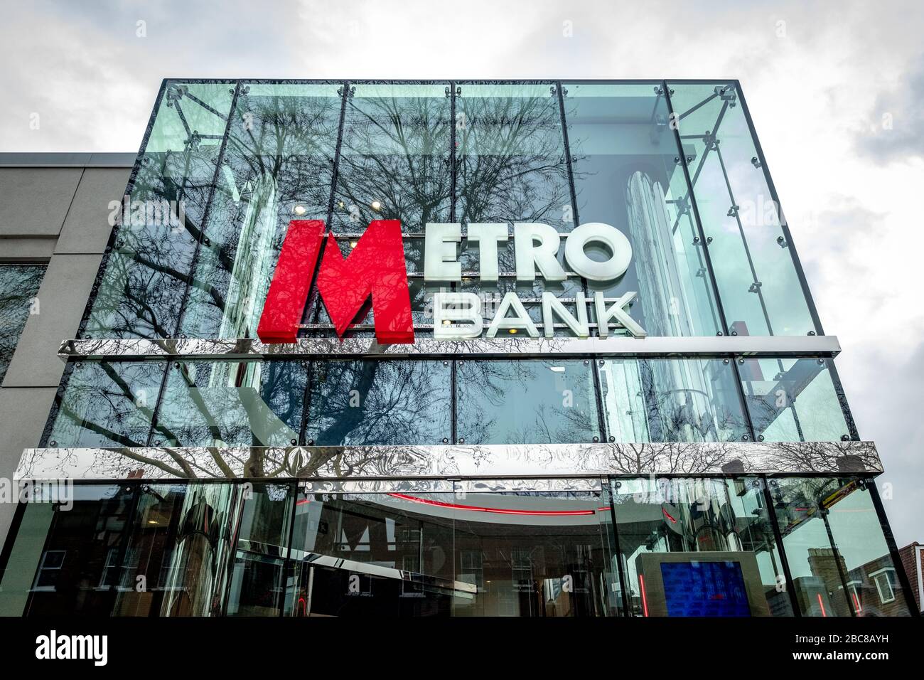 Metro bank logo hi-res stock photography and images - Alamy