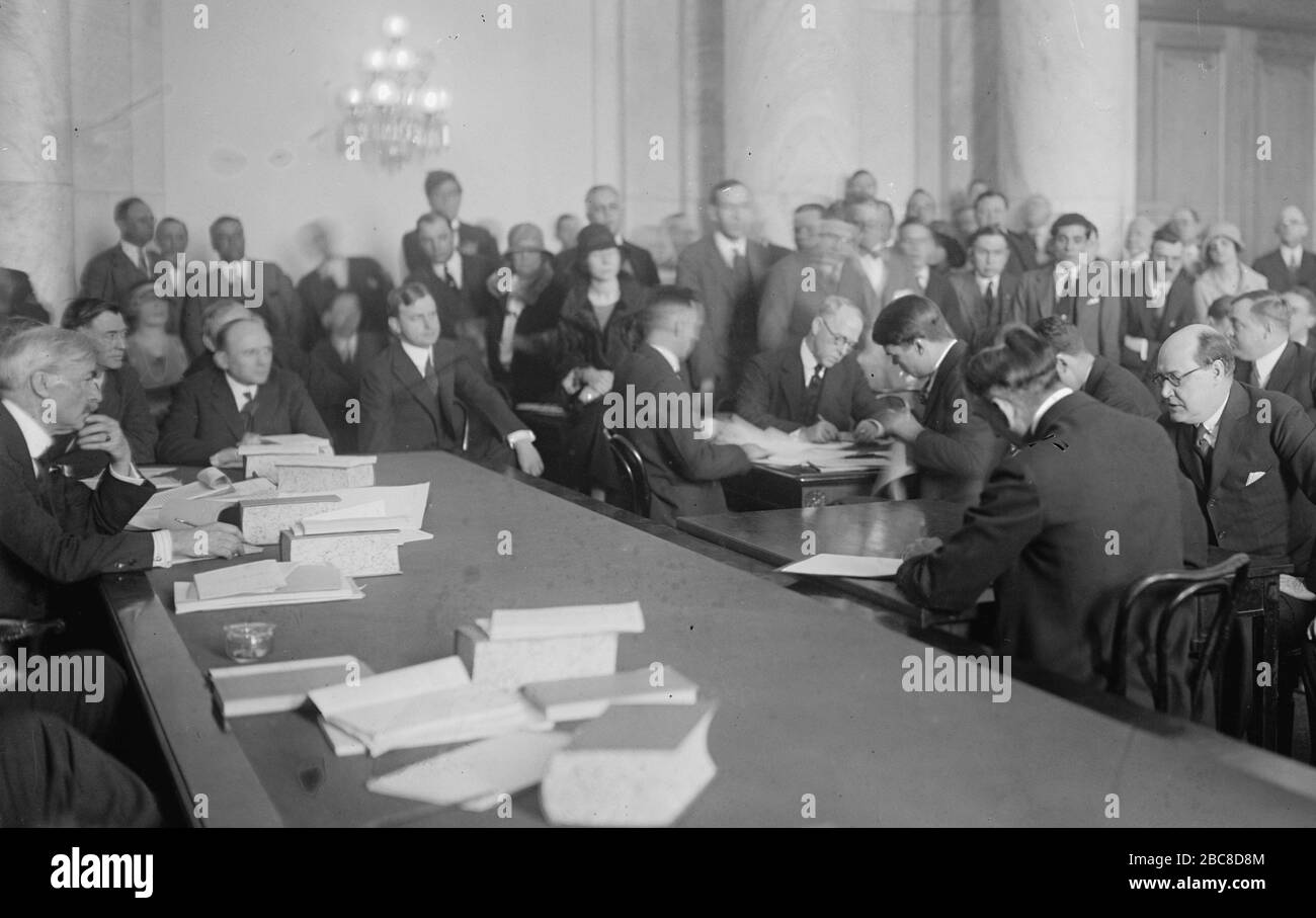 Harry sinclair hi-res stock photography and images - Alamy