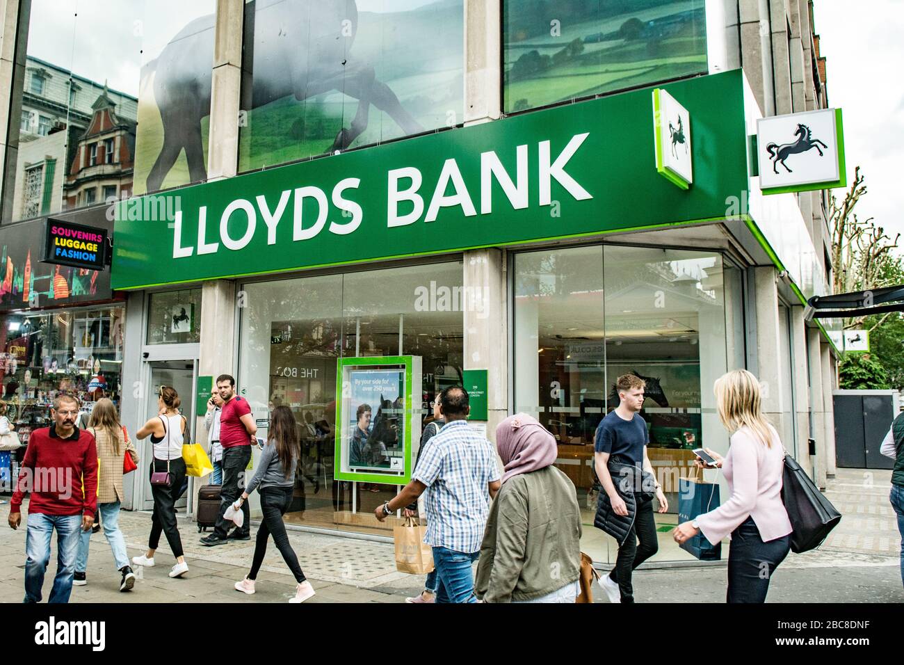 Lloyds- British high street bank branch, exterior logo / signage ...