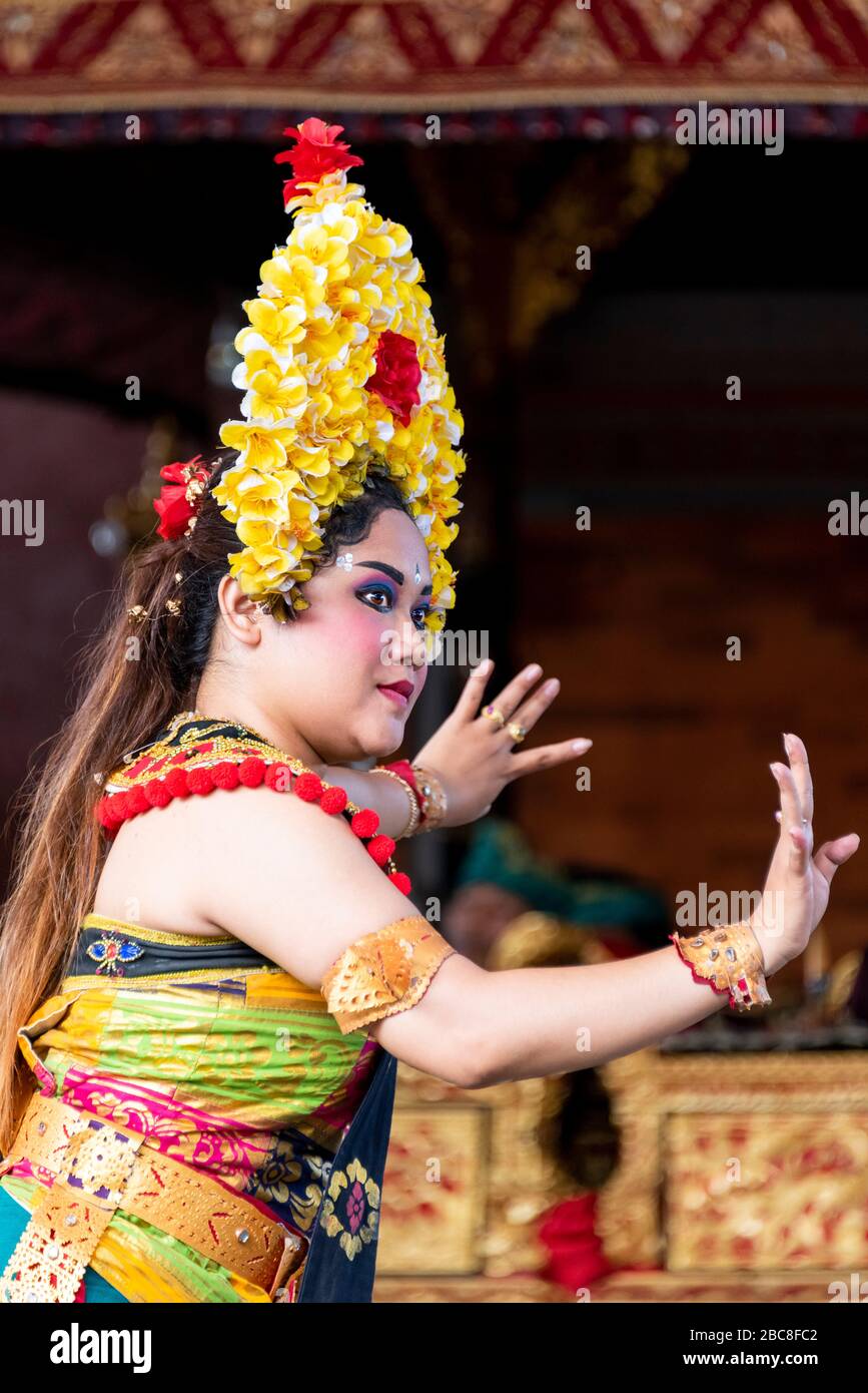 Vertical portrait of a female Barong dancer in Bali, Indonesia Stock ...