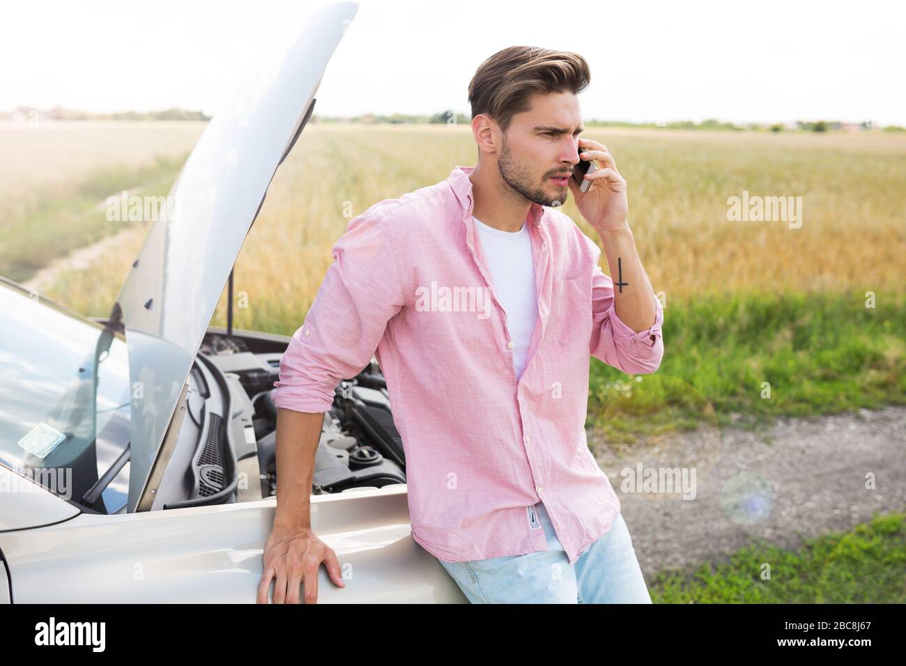 Accident man car hi-res stock photography and images - Alamy