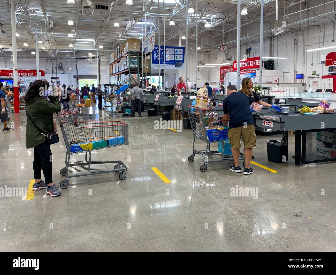 Special lines social distancing for shoppers at Costco during COVID-19 ...