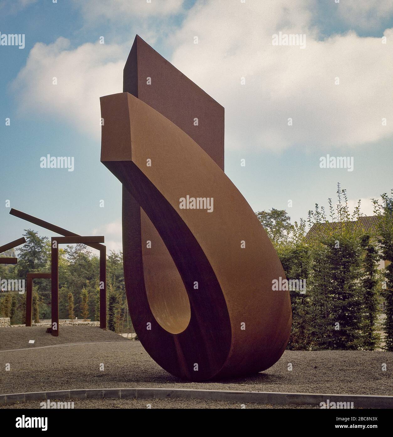 NUOVO TWIST artwork of Beverly Pepper at CAMUSAC Museum Contemporary ...