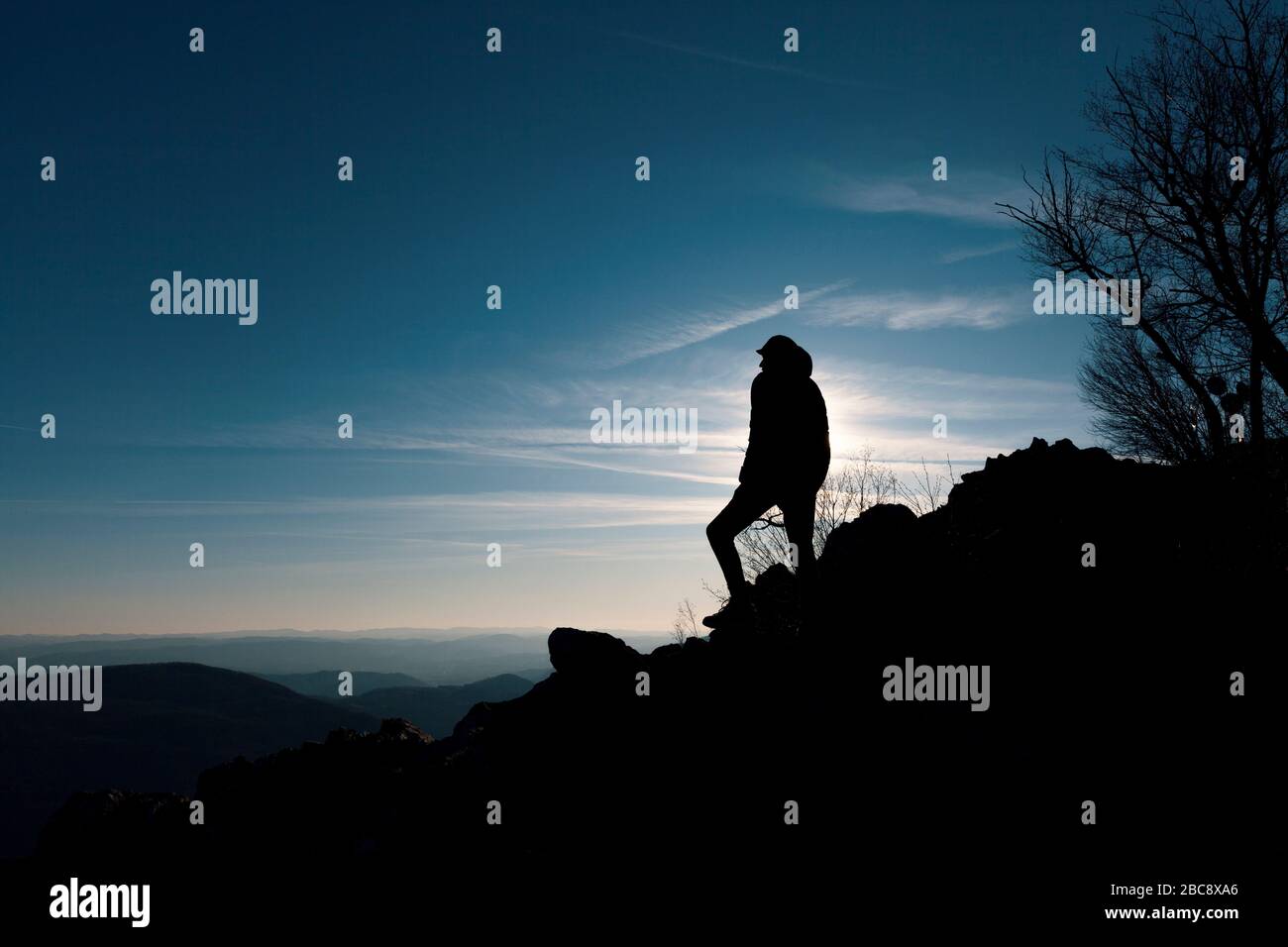 Staring at the summit hi-res stock photography and images - Alamy