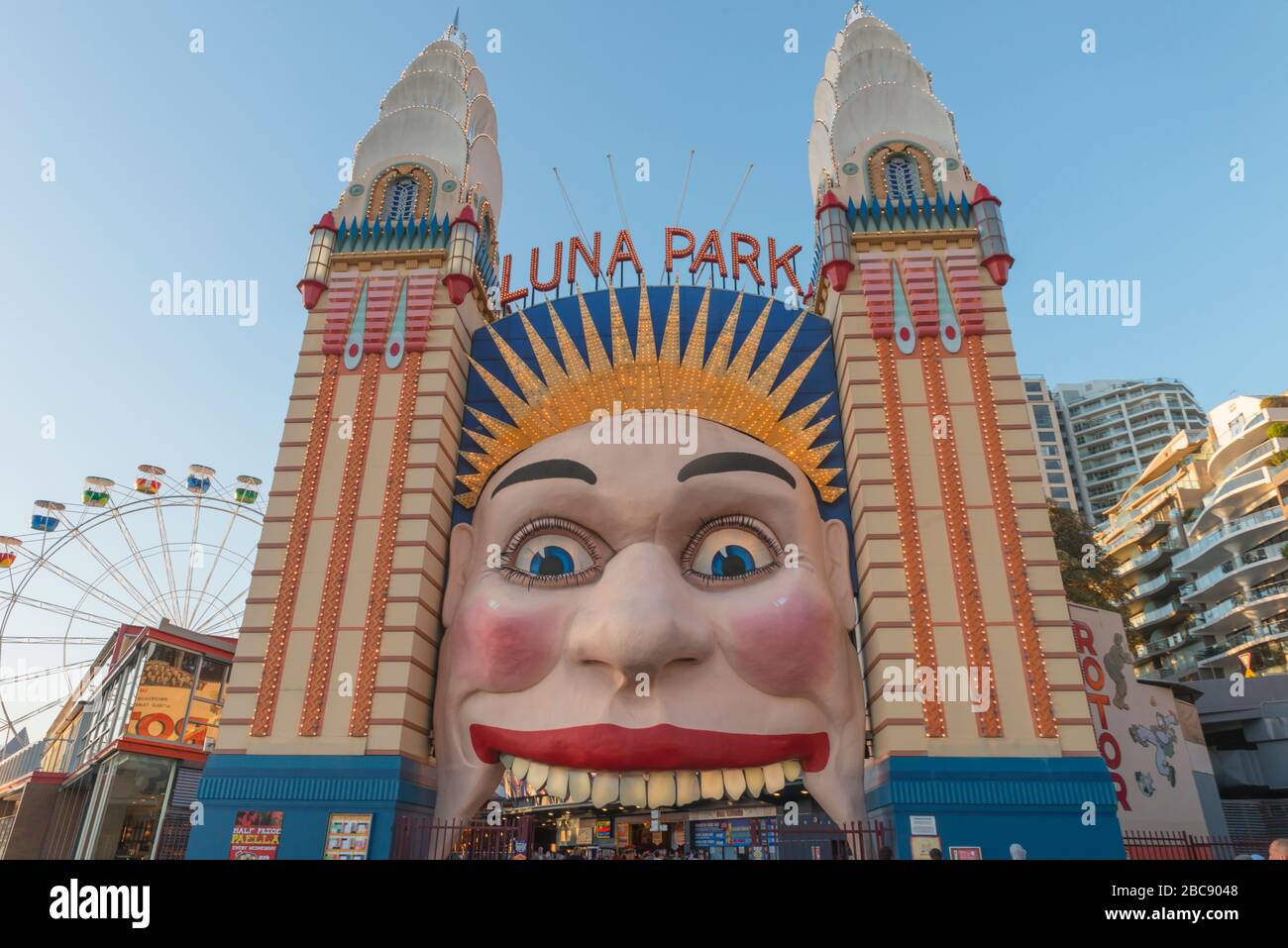 Luna park facade hi-res stock photography and images - Alamy