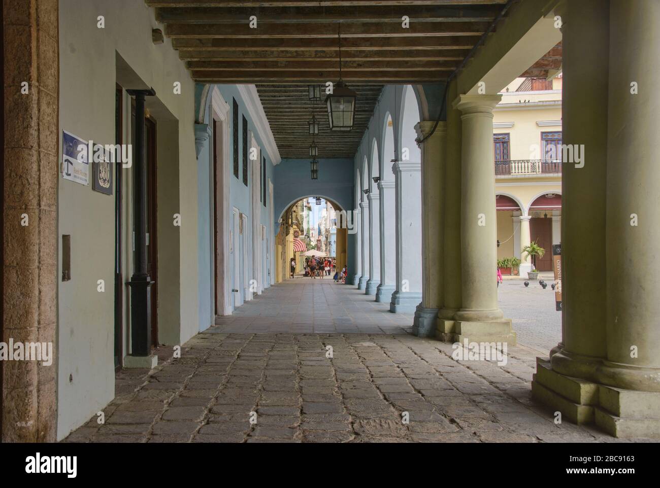 Cuban colonial architecture hi-res stock photography and images - Alamy