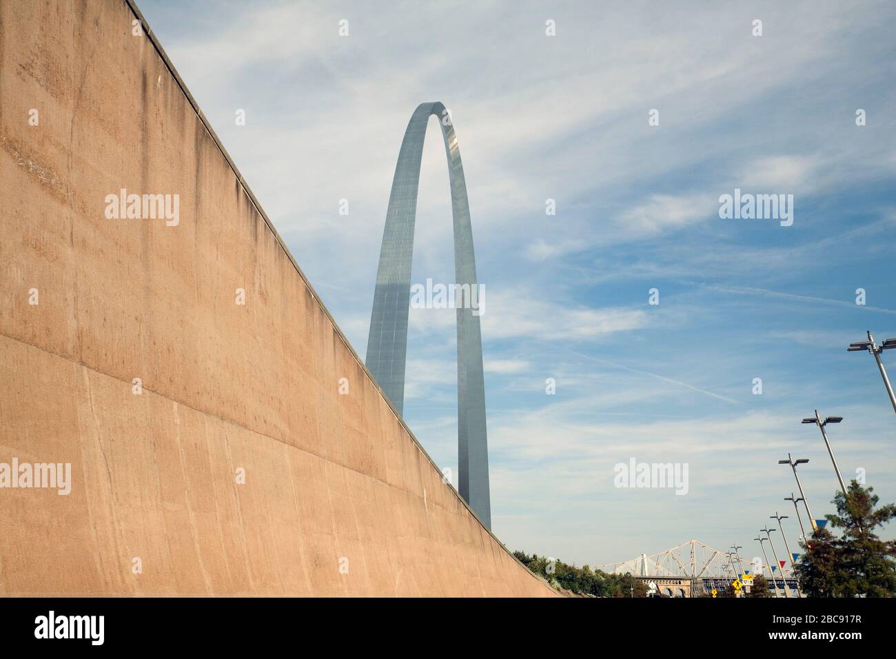View of Gateway Arch in St. Louis as seen from along the Mississippi ...