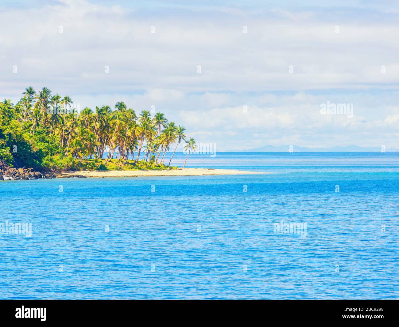 Tropical beach, Drawaqa Island, Yasawa island group, Fiji, South ...