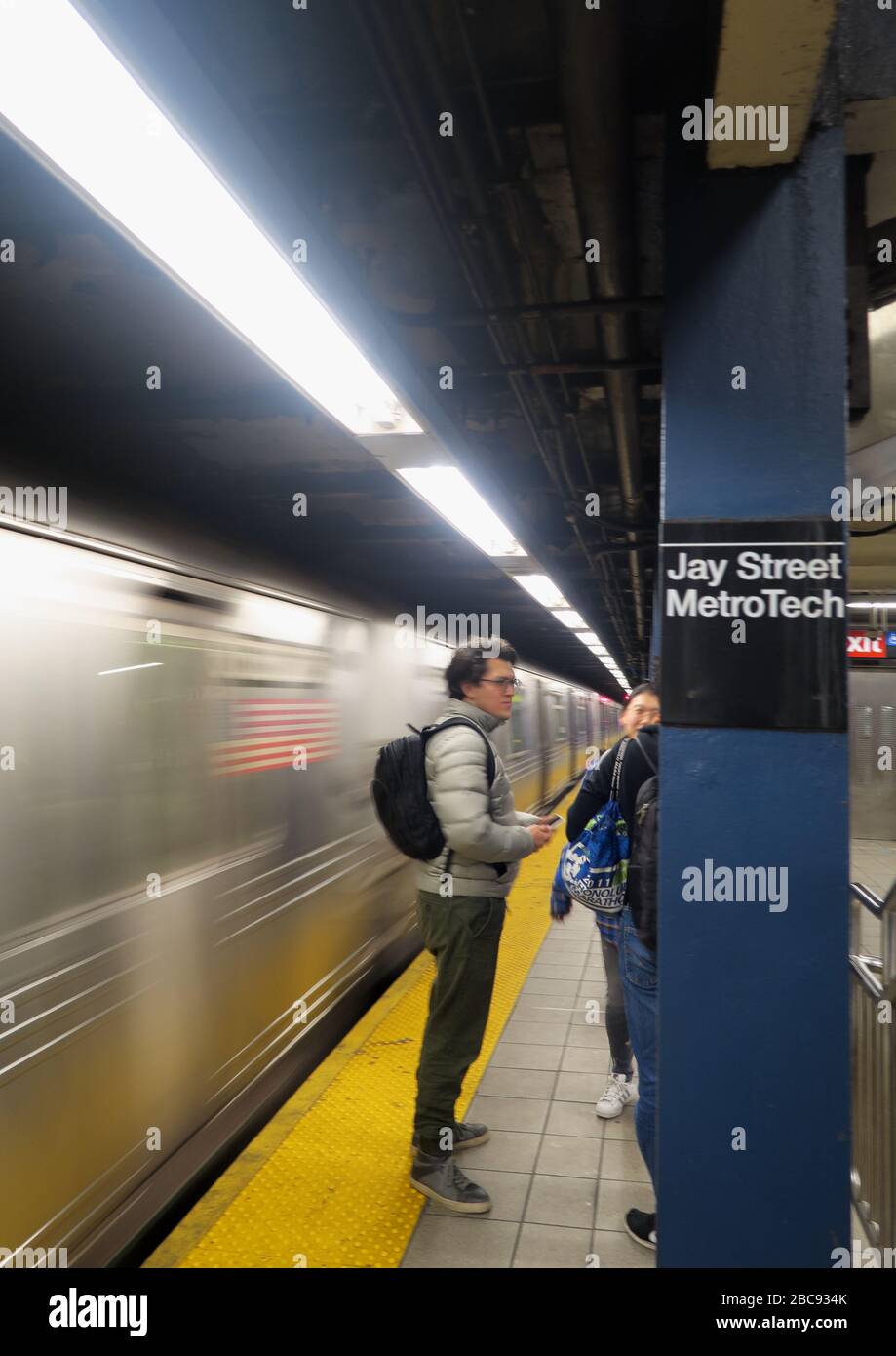 Commuters, Jay Street MetroTech station on the New York Subway Stock ...