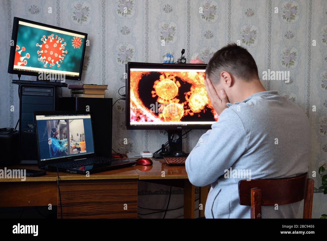 Radioactive monitor hi-res stock photography and images - Alamy