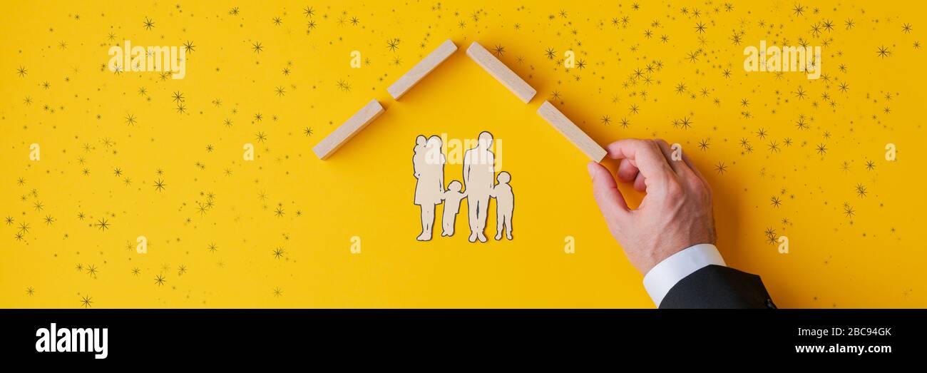Family sheltering hi-res stock photography and images - Alamy