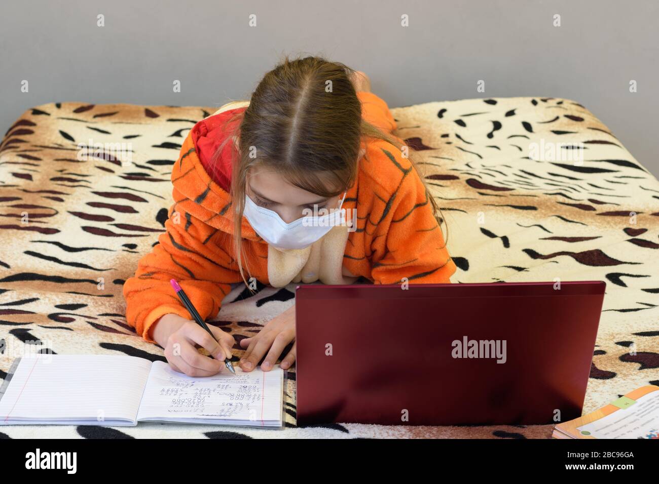 Self study hi-res stock photography and images - Alamy
