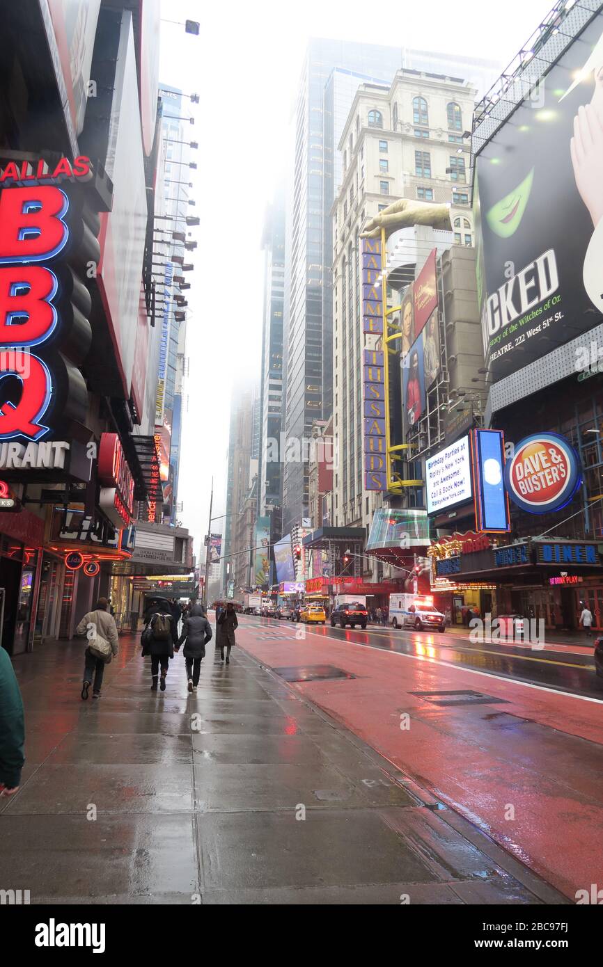 Times Square in the rain Stock Photo - Alamy