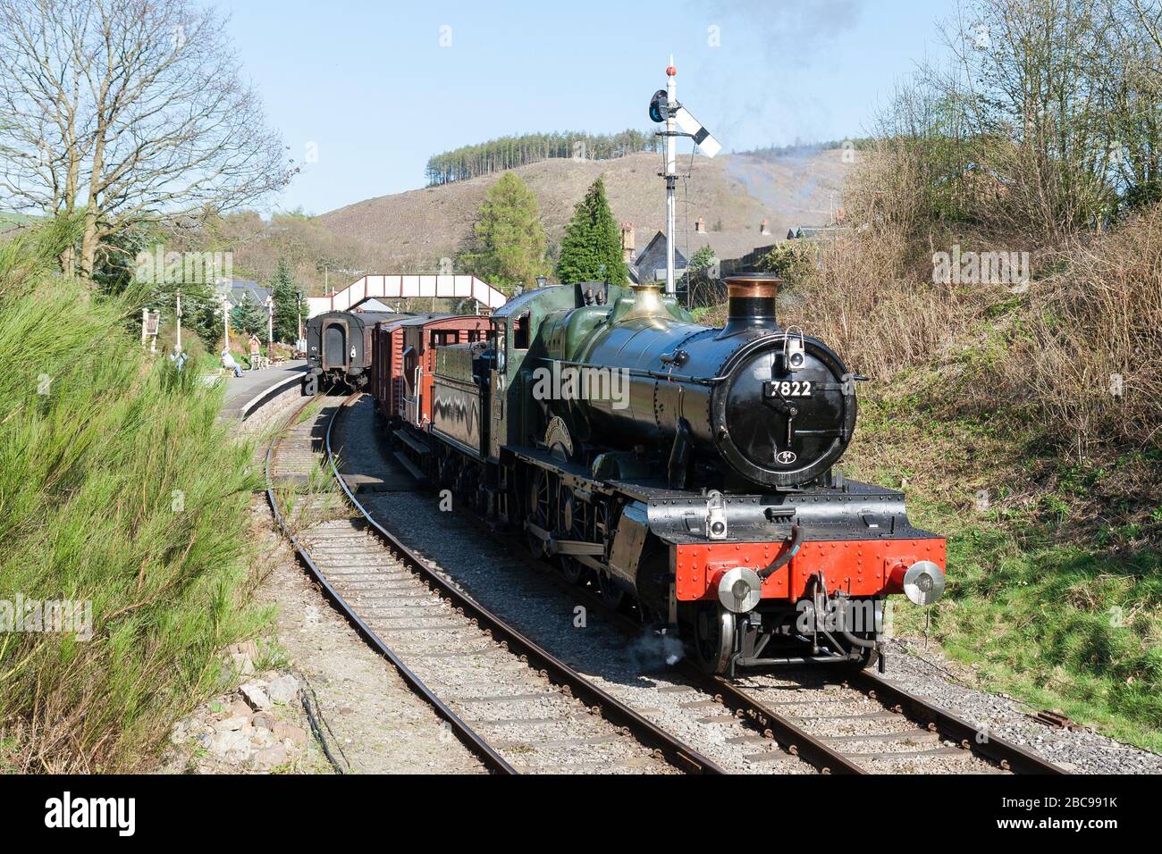A steam train on the Llangollen railway Stock Photo - Alamy