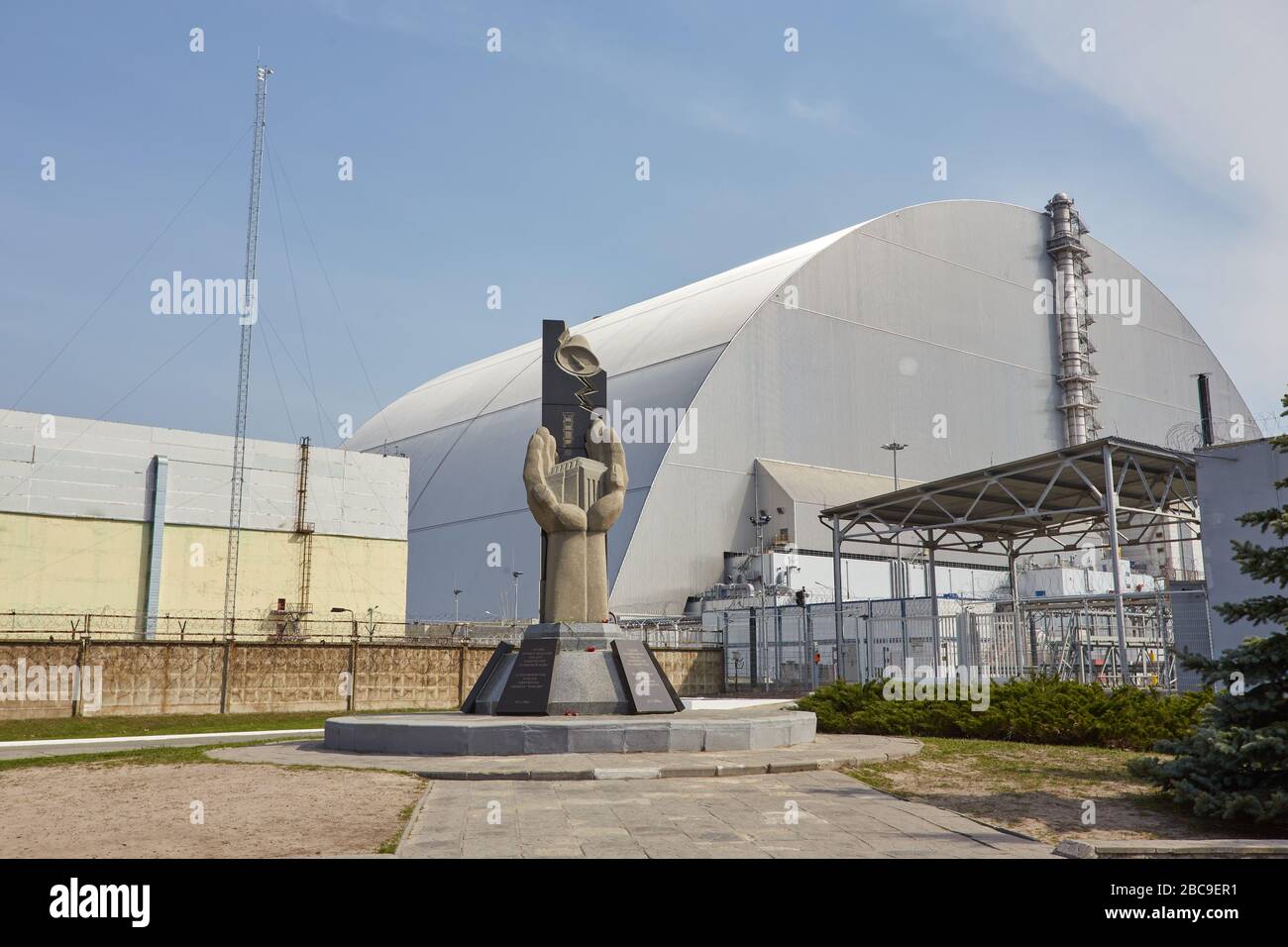 Chernobyl fourth reactor hi-res stock photography and images - Alamy