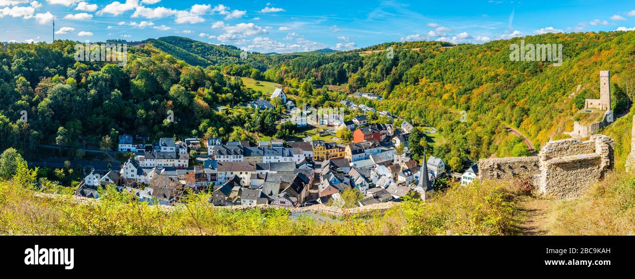 Monreal in the Eifel, "most beautiful village in Rhineland-Palatinate ...