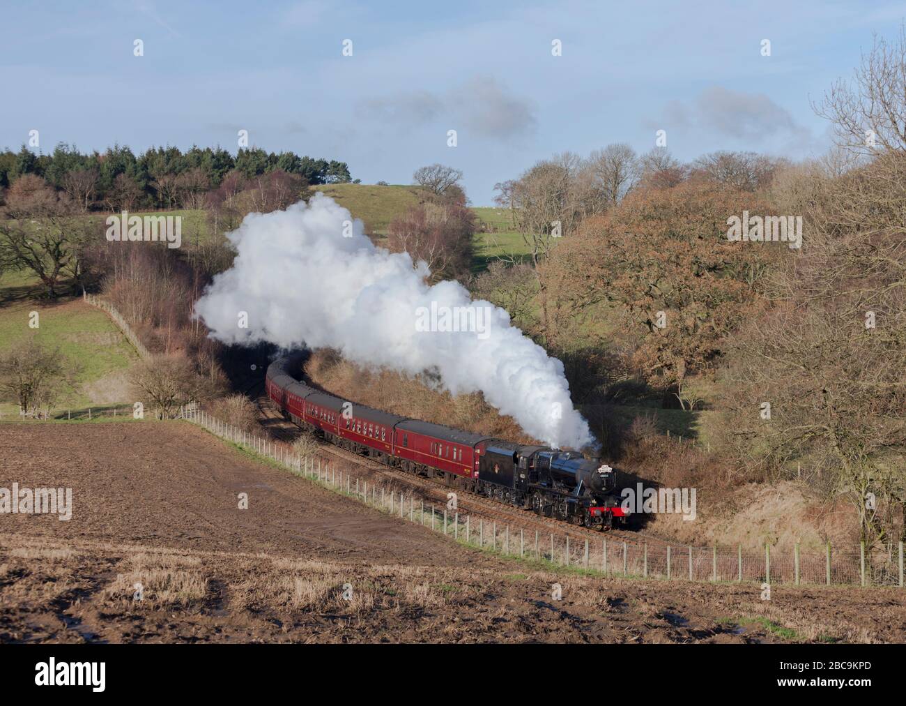 West coast Railways 8F steam locomotive leaving Melling tunnel (West of ...