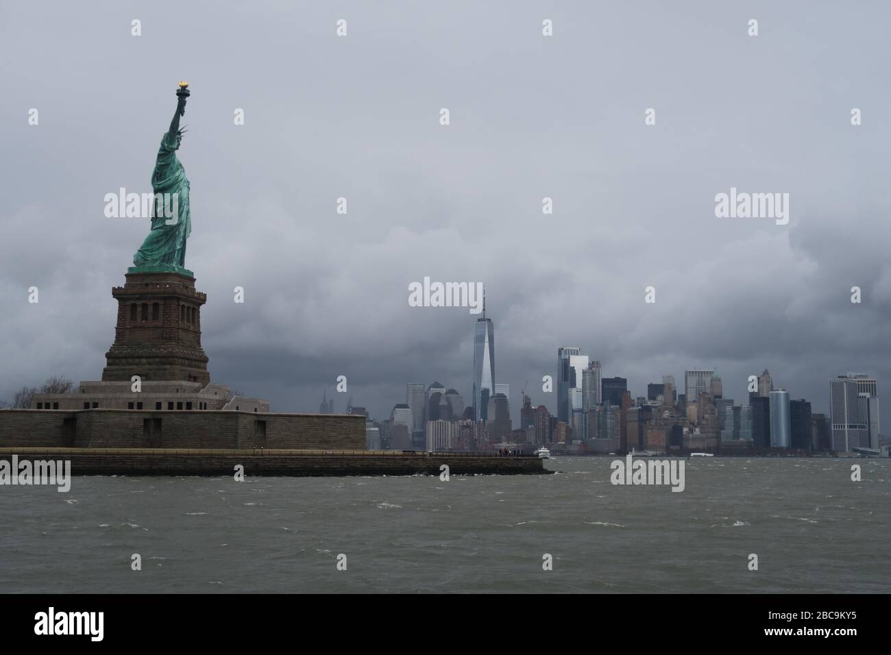 Give me your huddled masses hi-res stock photography and images - Alamy